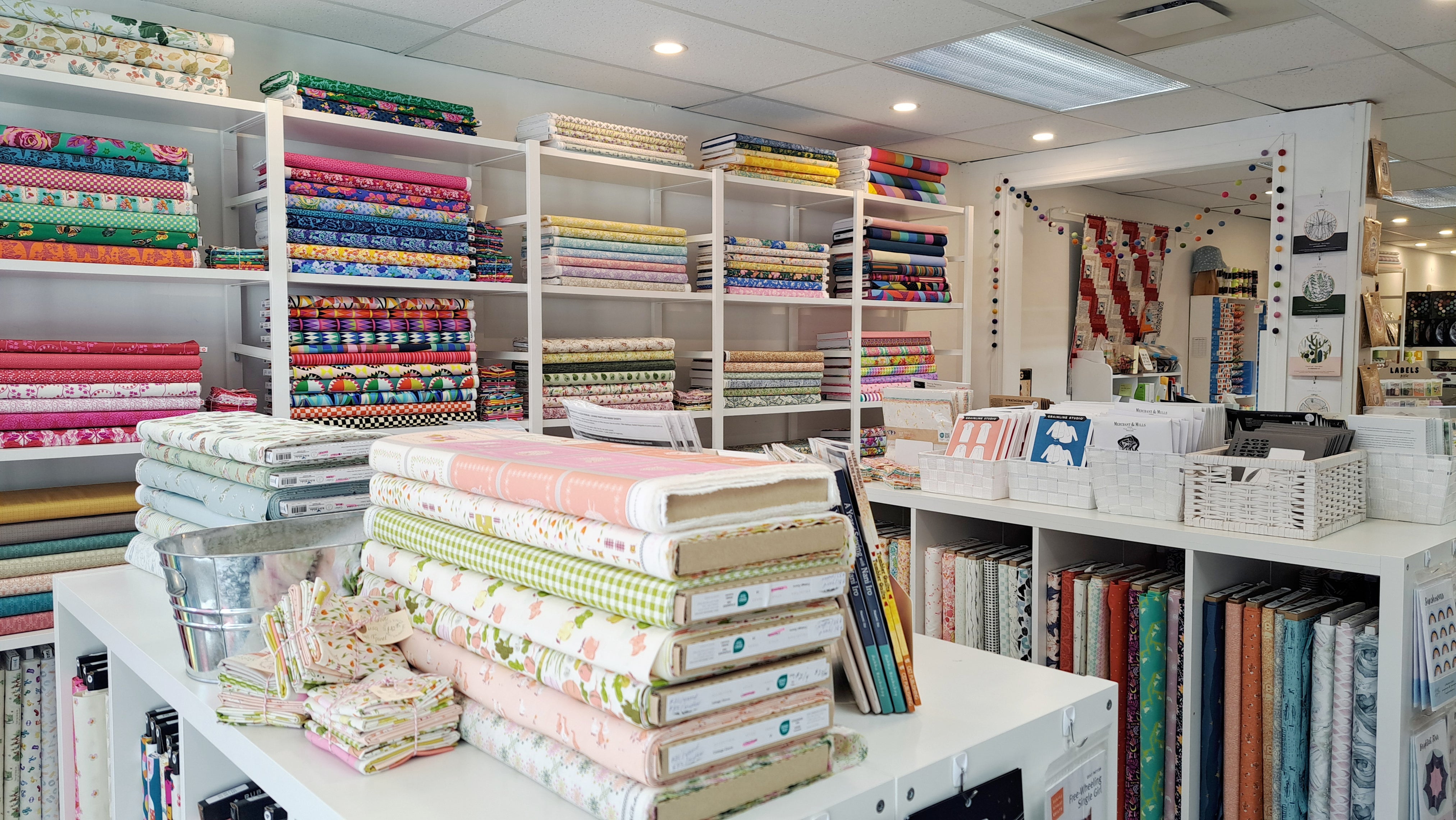 Canadian Online Fabric Store - Designer Fabric, Quilting Cotton, Knits ...