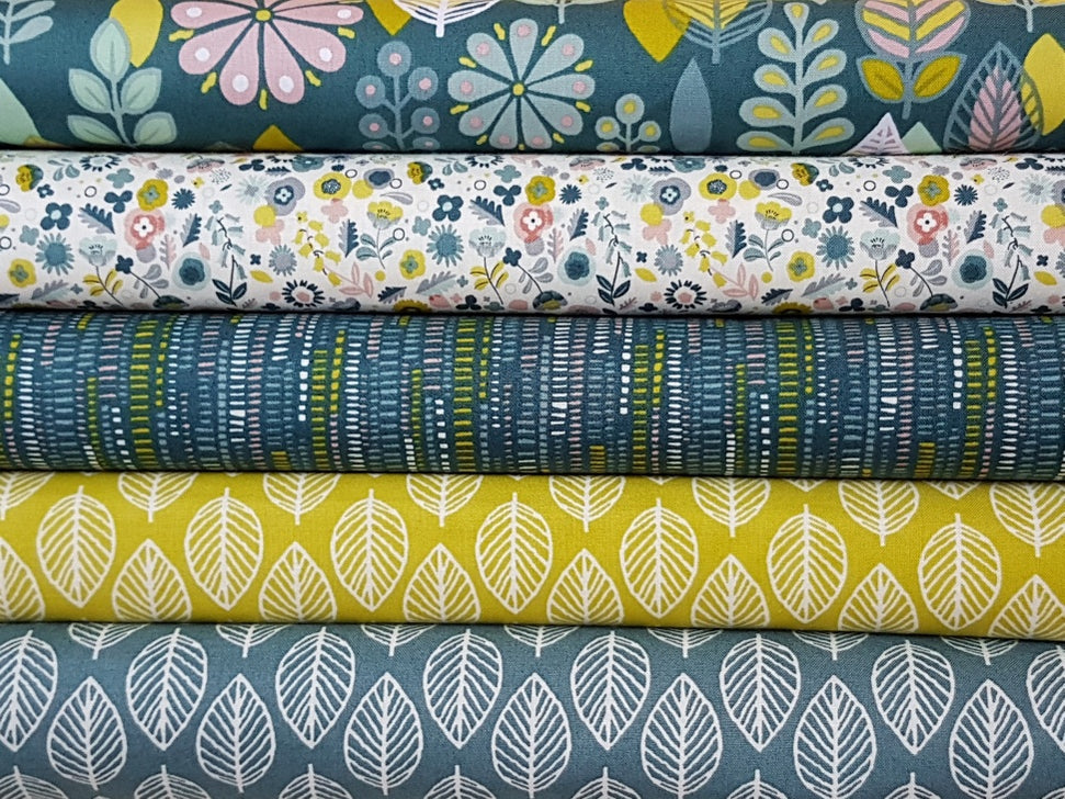 Modern Retro Stripe Blue — Fabric Spark